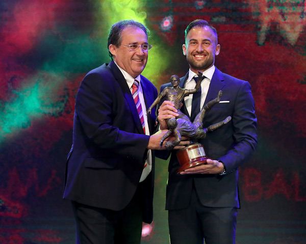 Andrei Agius claims Footballer of the Year Award - maltafootball.com