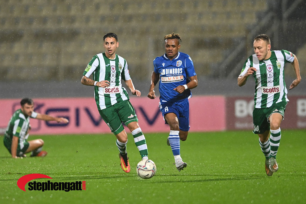 Ten-man Mosta defeat Floriana - maltafootball.com