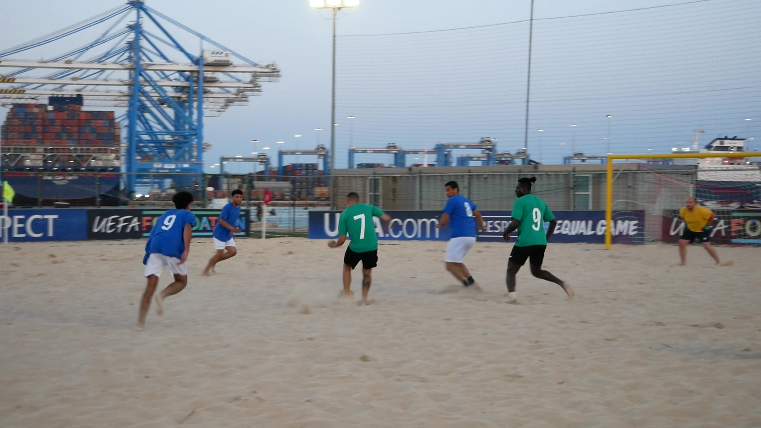 La Playa de Arena and Ħamrun set the pace in Beach Soccer Championship ...